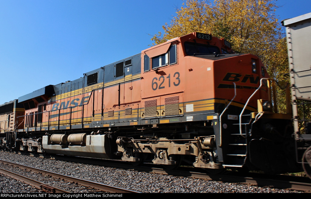 BNSF 6213